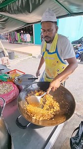 Maggie Goreng Mamak Ali 📍Jalan Temenggong 1, Pusat Bandar, 34200 Parit Buntar, Perak Waktu Operasi : 3pm - 9pm Setiap Hari | Travel Unique