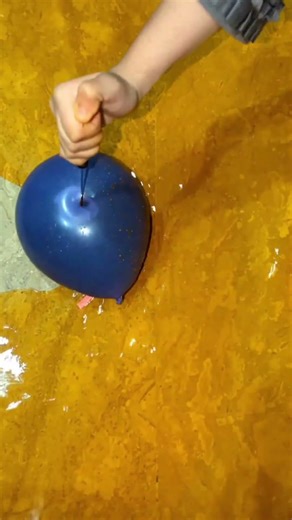 Poping of multiple baloons 🎈 #balloon #asmr #balloonpopping #shorts