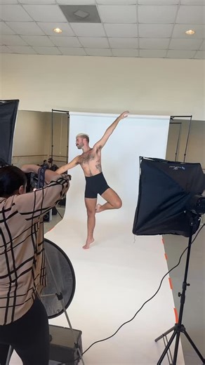 Atlanta Contemporary Dance Company on Instagram: "A little sneak peak #contemporarydance #atlantadance #citydanceandmusic #photography #dancephotoshoot #artsatl #dancersofinstagram #atldancers"