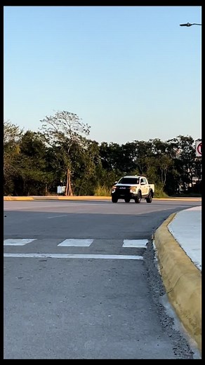 Explore the Frison T9 4x4: The Ultimate Truck Experience