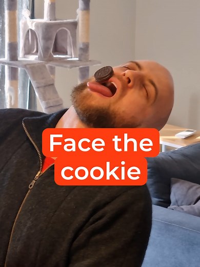 Face the Cookie challenge is on! 🍪😂 Place it on your forehead and let the hilarious face gymnastics begin! Can you get that cookie to your mouth without using hands? #FaceTheCookie #PartyGames #CookieChallenge #LaughOutLoud #GameNight #fyp #partygame #gamenight