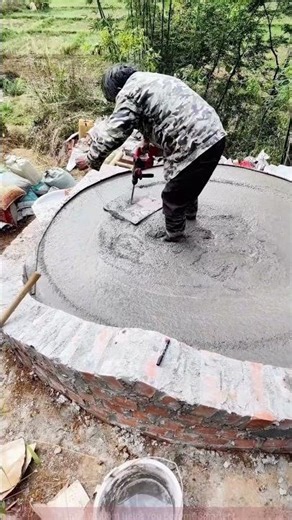 Rural DIY Concrete Pool Construction: Full Process of Hand-Held Drill for Fast Forming!