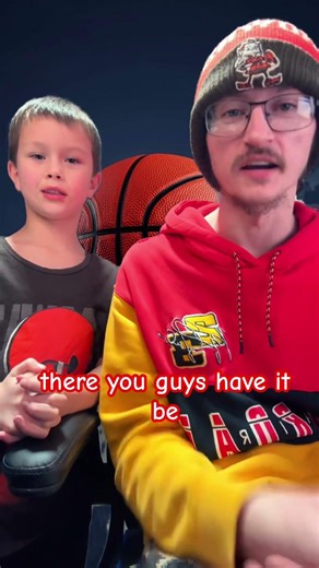 College Hoops Went CRAZY Tonight 🤯🏀 #college #basketball #foryou #shorts #fyp #trending