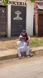 4.3K views · 10K reactions | El goril@ misterioso藍藍 | Rene Carlos Olivares | Facebook