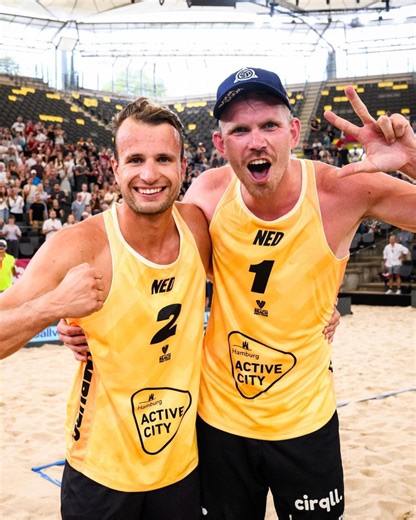 56K views · 785 reactions | The best of Boermans/de Groot  in Hamburg! 雷 The Dutch duo won their fourth medal of the season (雷磊雷雷) in just five Elite tournaments.  ​Now they're headed to Brazil for the #BeachProTourJoãoPessoa from September 17-21, searching for another medal.  ​ Watch some their best moments in Hamburg! 朗 ​ #Beachvolleyball | Beach Volleyball World | Facebook