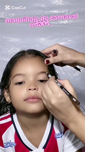 Maquillaje de Carnaval Infantil: Tutorial Creativo