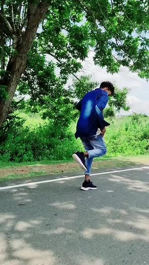 Smiling Faces and Hearts Emoji Video Compilation