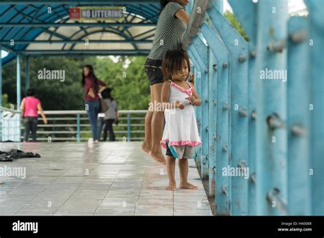 Homeless Philippine Street Girls Telegraph