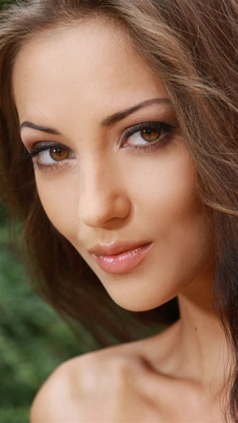 Women Anna Sbitnaya Face Close Up 720x1280 Phone Hd Wallpaper