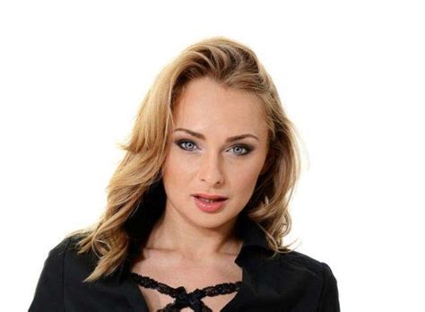 Ivana Sugar Ивана Шугар биография рост вес