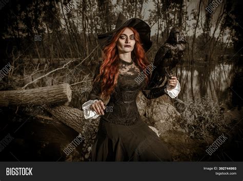 Selskab Pedal Sved Red Hair Witch Cykel Donation Gidsel