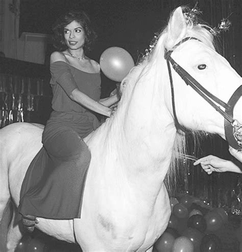 30 Best Female Celebrities Birthday Outfits Of All Time