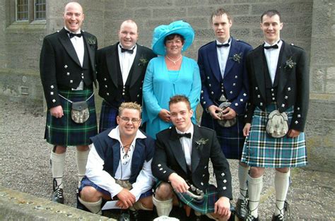 Men In Kilts Flashing