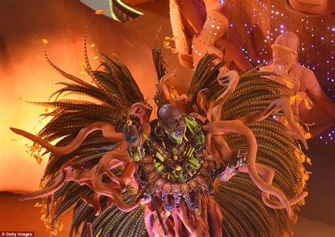 Rio Dancers Flash The Flesh As Carnival Enters Fourth Day Daily Mail Online