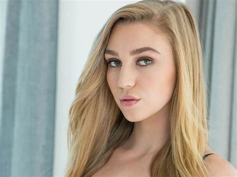 Kendra Sunderland Biography Creativity Career Personal Life Religion 2024