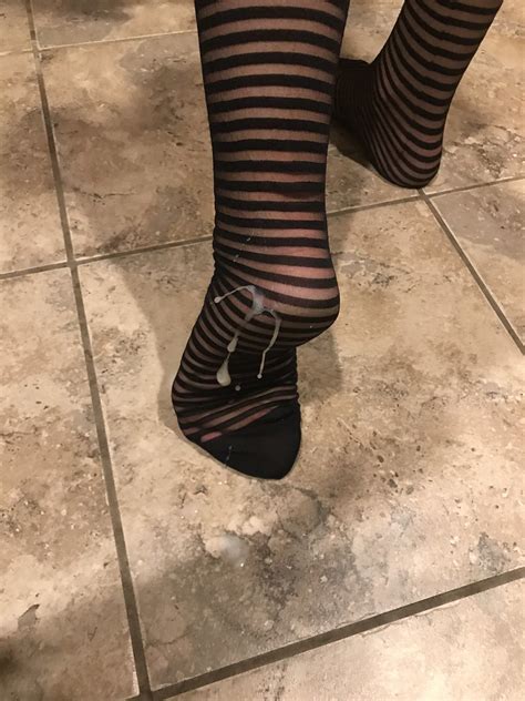 Wifes Feet In Pantyhose Fffwifesfeet A Photo On Flickriver