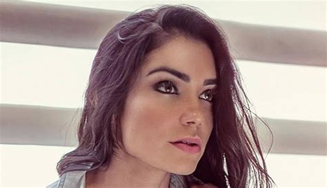 Nicole Mueller Biographywiki Age Height Career Photos And More School Trang Dai