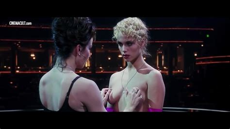 Elizabeth Berkley Gina Gershon Rena Riffel Xhamster