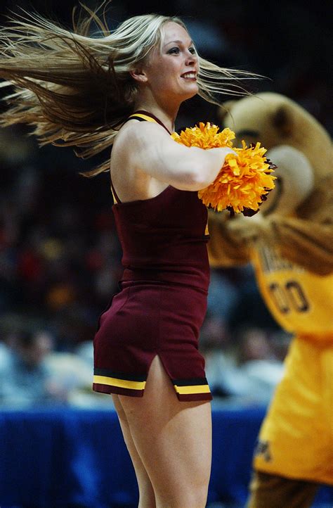 Big Ten Conference Cheerleaders In Images Through The Years