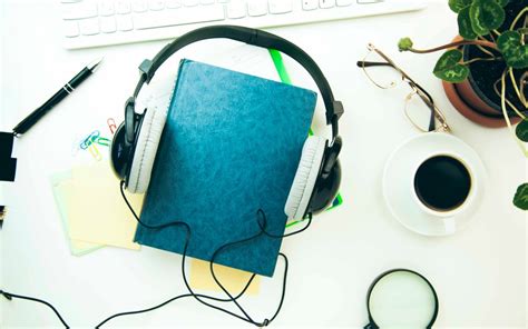 Tìm hiểu sách nói tiếng anh là gì và cách phát âm đúng