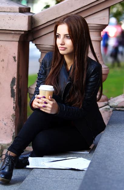 Free Photo Beautiful Brunette On The Stairs