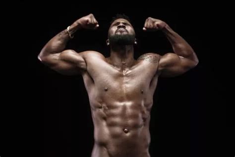 Jason Derulo Shows Off Ripped Naked Body In Very Racy Video For New