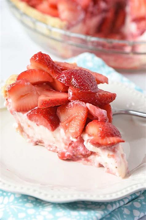 Scrumptious Strawberry Cream Pie