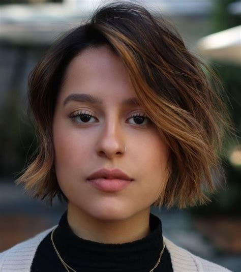 30 Gorgeous Short Wavy Bob Haircut Ideas