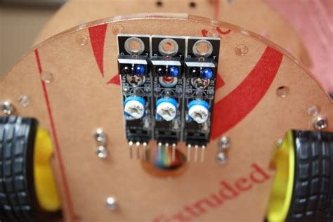 line follower robot using arduino