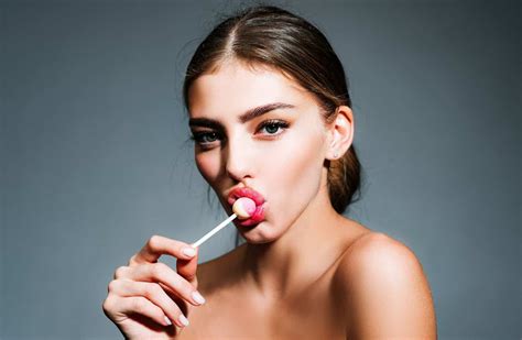 Whats Making These Women So Uncontrollably Horny In Public Daily Medical Discoveries