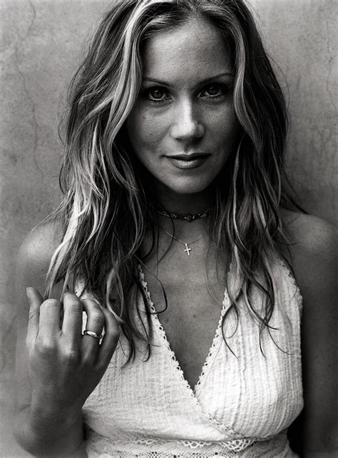 Christina Applegate Hot