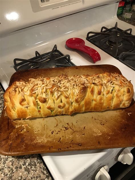 Pampered Chef Chicken And Broccoli Braid Recipe Pampered Chef Food Chopper Recipes