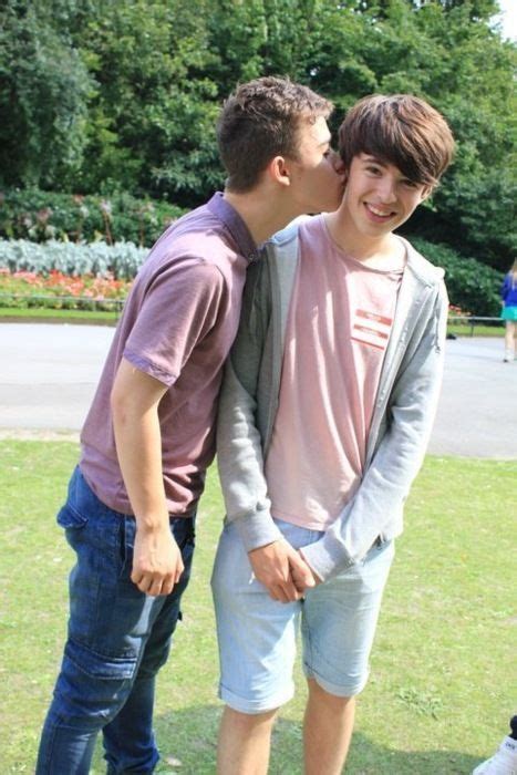 Omg They Are So Cute Shipity Ship Ship Otp Cute Gay Couples Cute Gay Gay Love