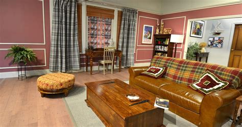 Friends 10 Hidden Details About Ross Geller S Apartment