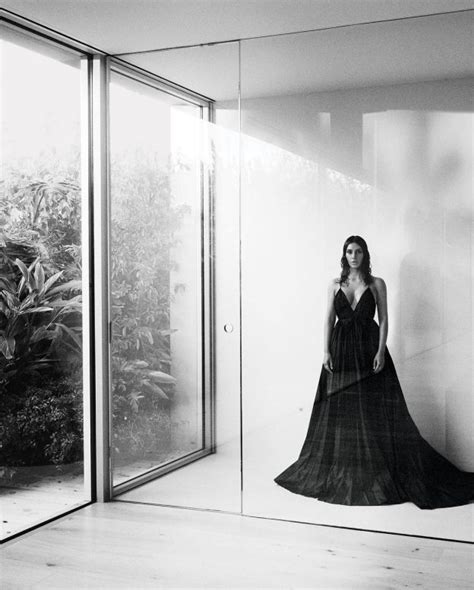 Kim Kardashian The Fappening Sexy For Vogue The Fappening