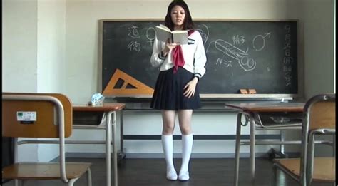 Asian Schoolgirl Pee