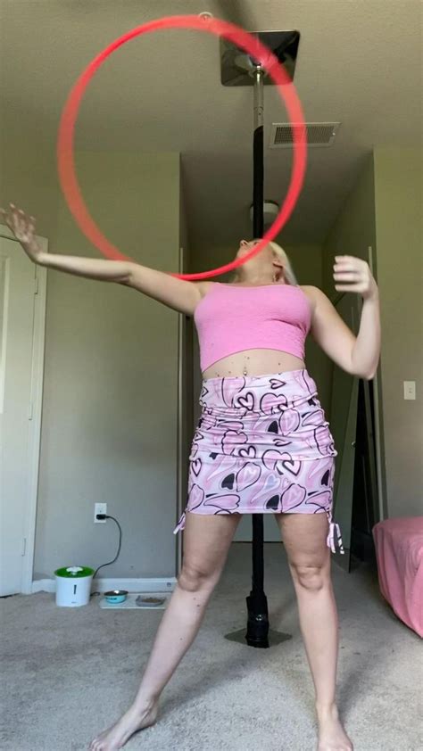 Pin On Hula Hooping ⭕️