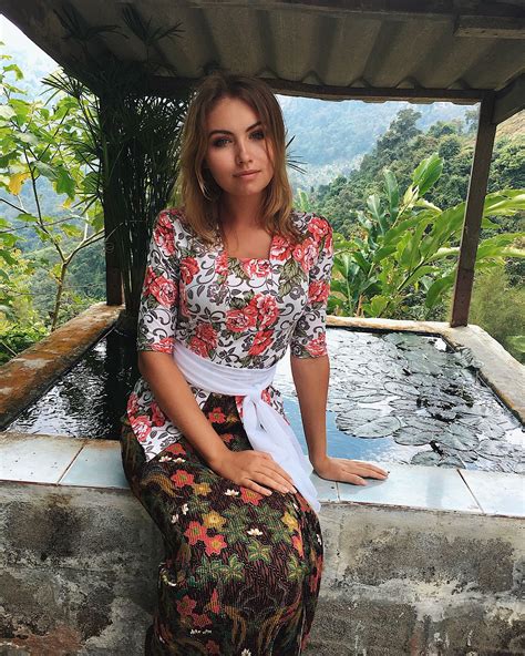 Nicole Ross Bio Age Height Wiki Models Biography