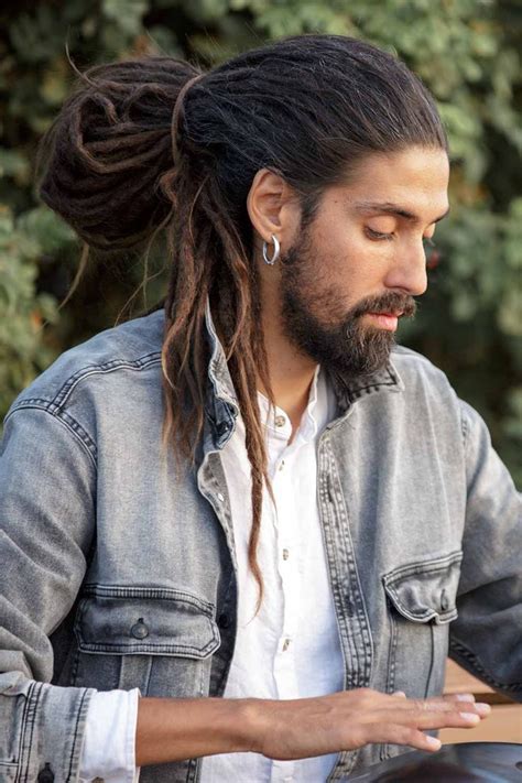 70 Dreadlocks For Men That Truly Inspire Dreads Styles Dreadlock Hairstyles For Men