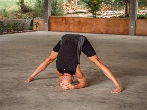 Tantra Yoga For Men 10 Yoga Poses For Strong Male Sexuality