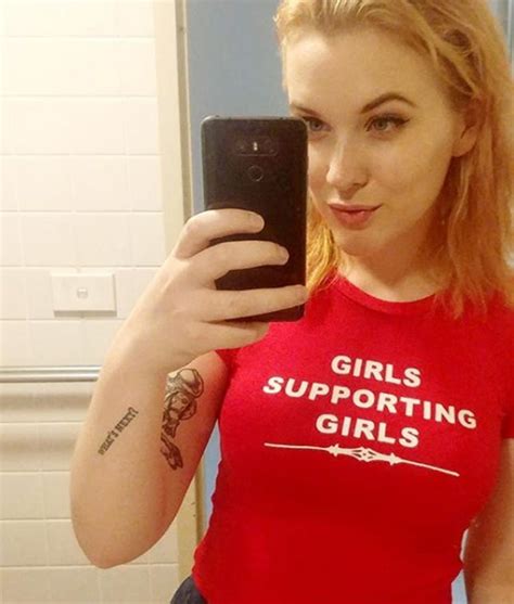 Why Ally Mclean Aka Eve Beauregard Quit Cosplay To Make Video Games Cnet
