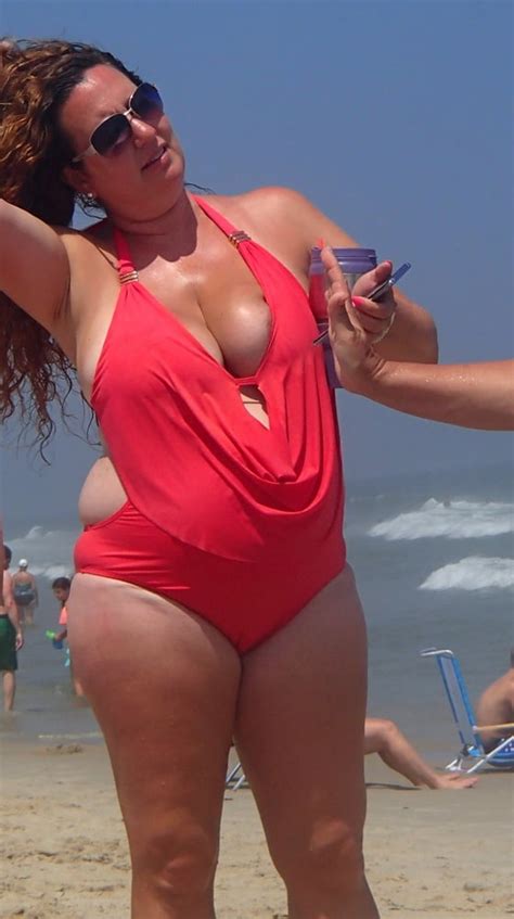 Chubby Milf Nip Slip 15 Pics XHamster