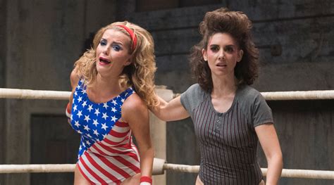 Netflix Renews ‘glow For Second Season Alison Brie Betty Gilpin Glow Netflix Television
