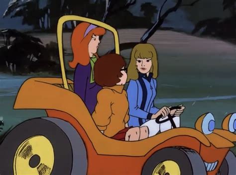 Certainly Those Are Very Nice Drawings On Tumblr Femslash February 2023 Day 6 Third Wheel
