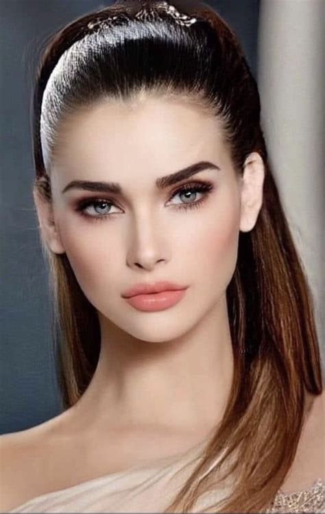 Most Beautiful Faces Beautiful Women Pictures Stunning Eyes Gorgeous Beauty Makeup Hair
