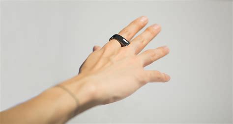 rca graduate s scroll ring lets users easily interact with augmented reality
