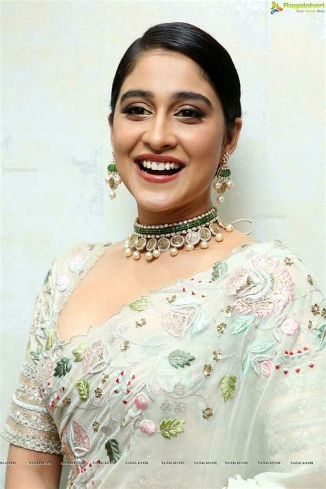 Sumo Regina Cassandra Desi Models Cumshot Actress Photos Close Up Akshay Kumar Actresses