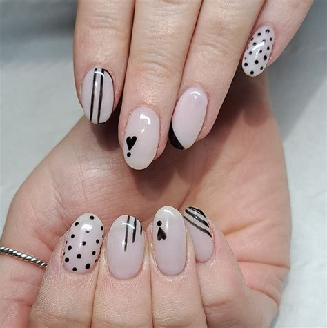 55 Appealing Easy Nail Art Designs To Try In 2024 Page 2 Of 3 Zestvine 2024
