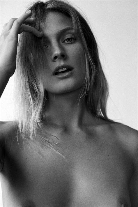 Constance Jablonski Nude And Sexy Photos Scandal Planet