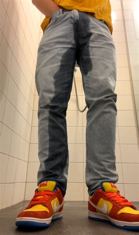 M24 Love Pissing My Pants Rmeninpeedpants